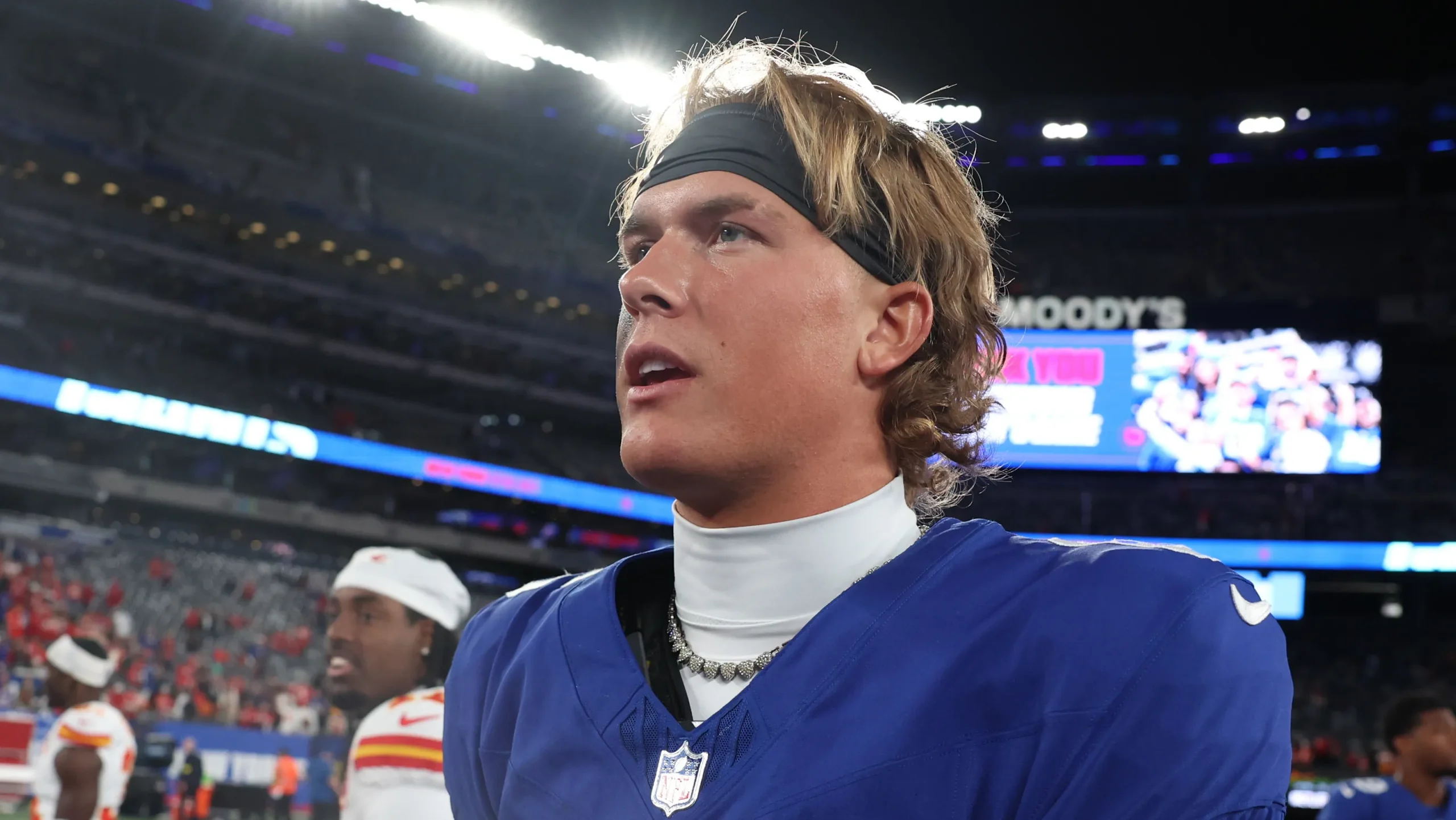 Giants Bench Russell Wilson, Turn to Rookie Jaxson Dart to Spark ...